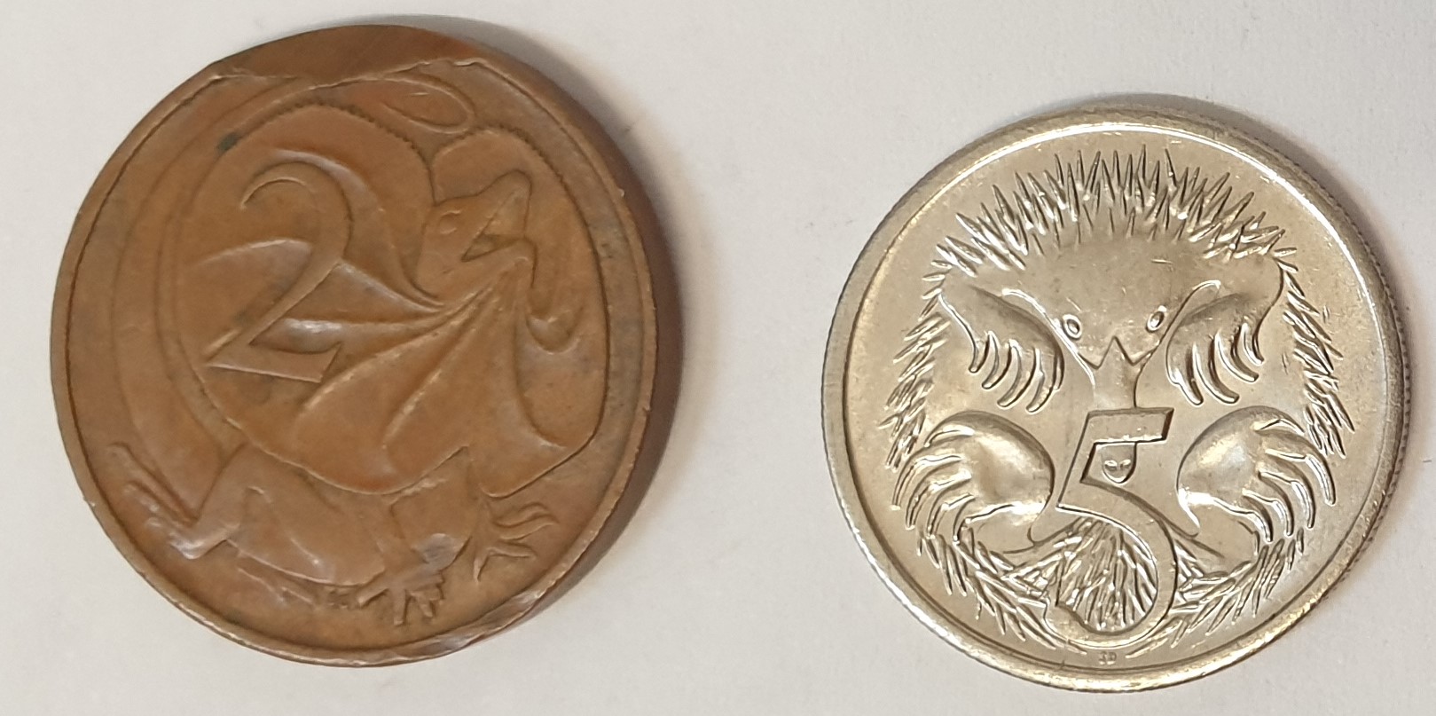 AUSTRALIA 1966 . TWO CENTS and 2001 . FIVE CENTS . ERROR COINS