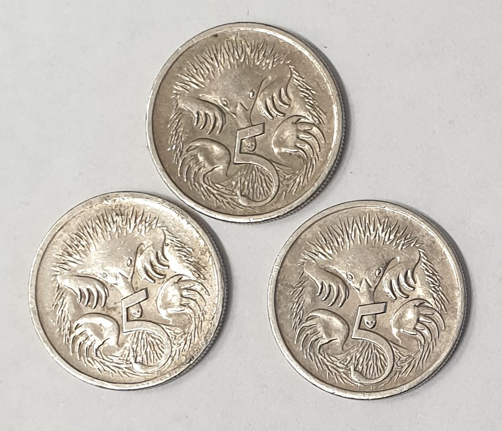 AUSTRALIA 2001 . FIVE CENTS . FLAMINGO VARIETY . 3x UNDERRATED COINS ...