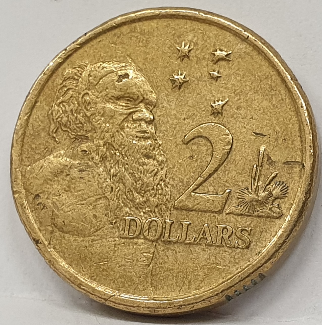 AUSTRALIA 2002 . TWO DOLLARS COIN . ERROR . AMAZING OFF CENTRE FLAN