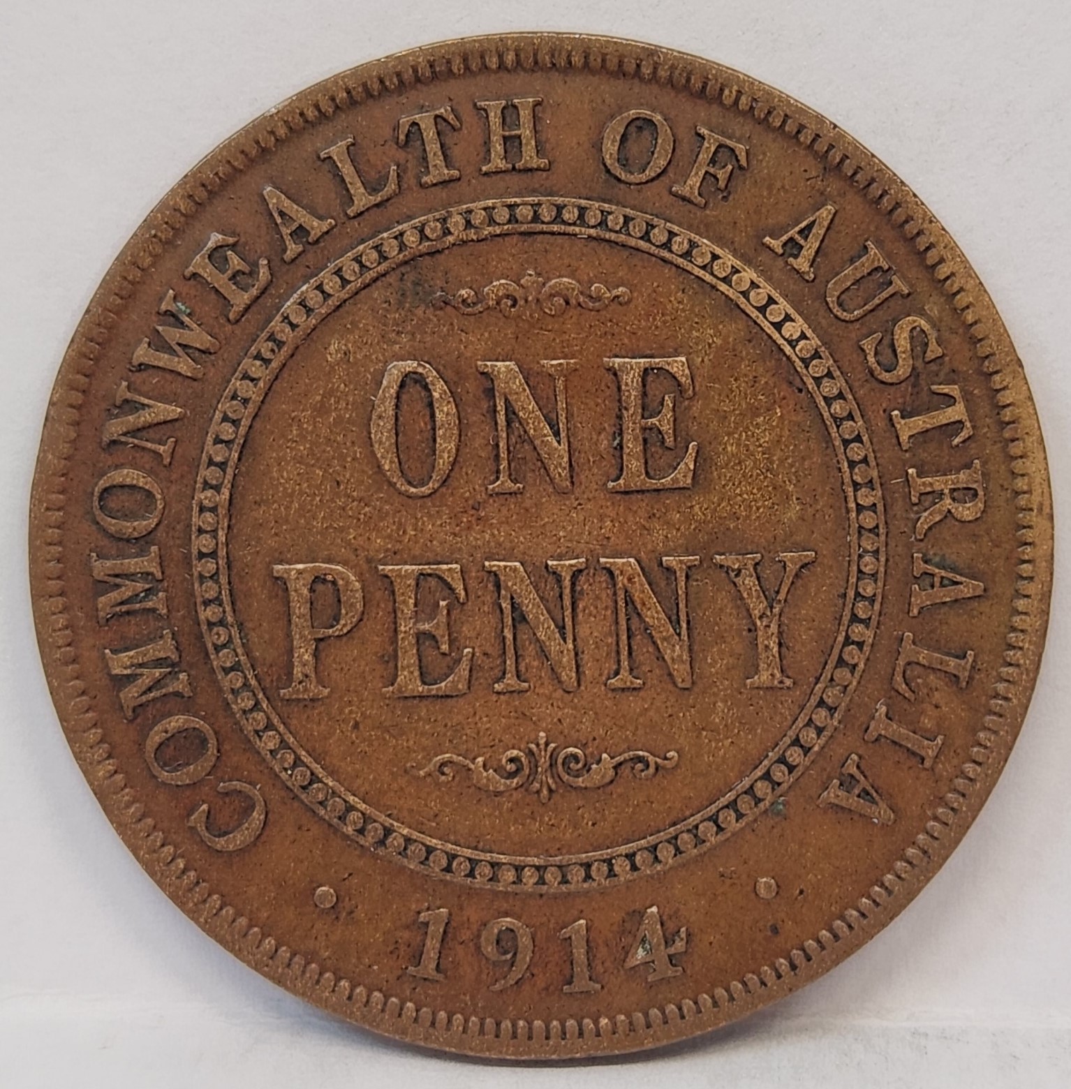 AUSTRALIA 1914 . ONE 1 PENNY . PART CENTRE DIAMOND